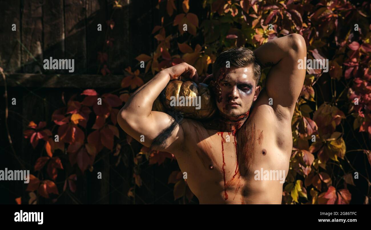 Young muscular man father holding hi-res stock photography and images ...