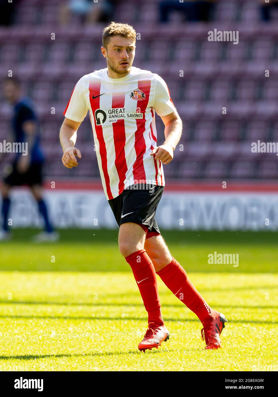 Elliot embleton sunderland hi-res stock photography and images - Alamy