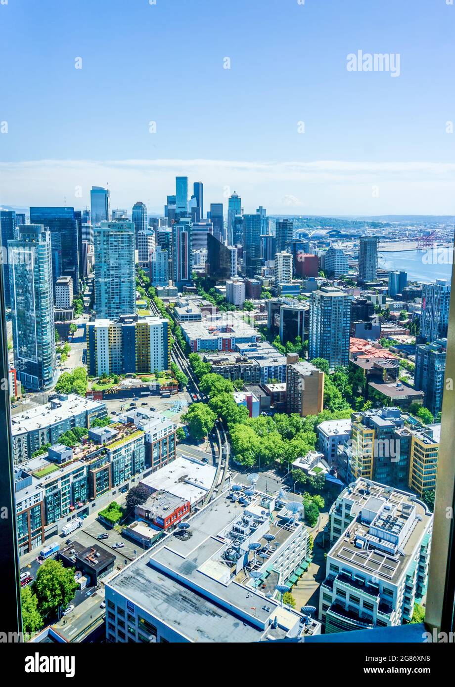 Buildings in seattle washington hi-res stock photography and images - Alamy