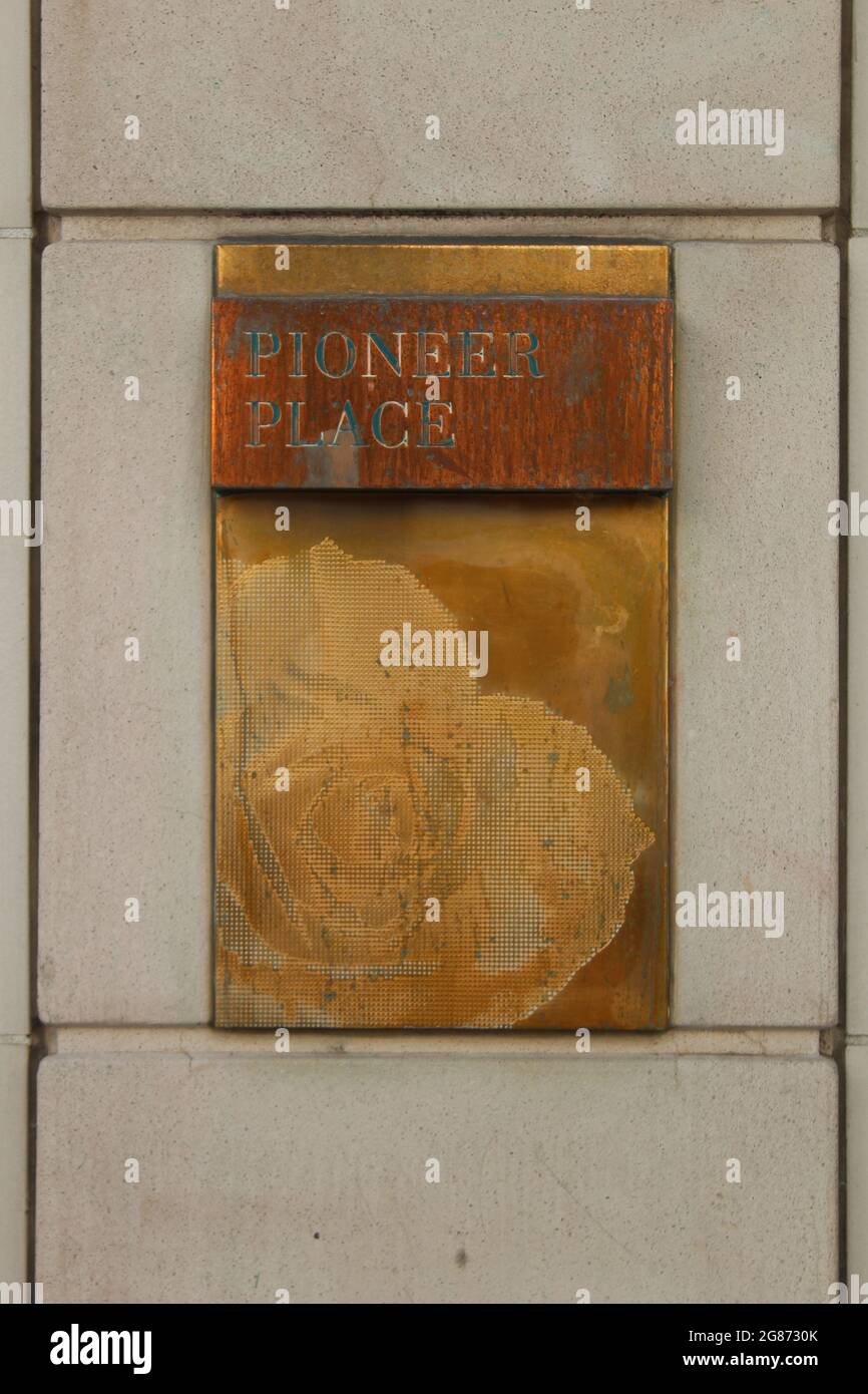 Pioneer plaque hi-res stock photography and images - Alamy