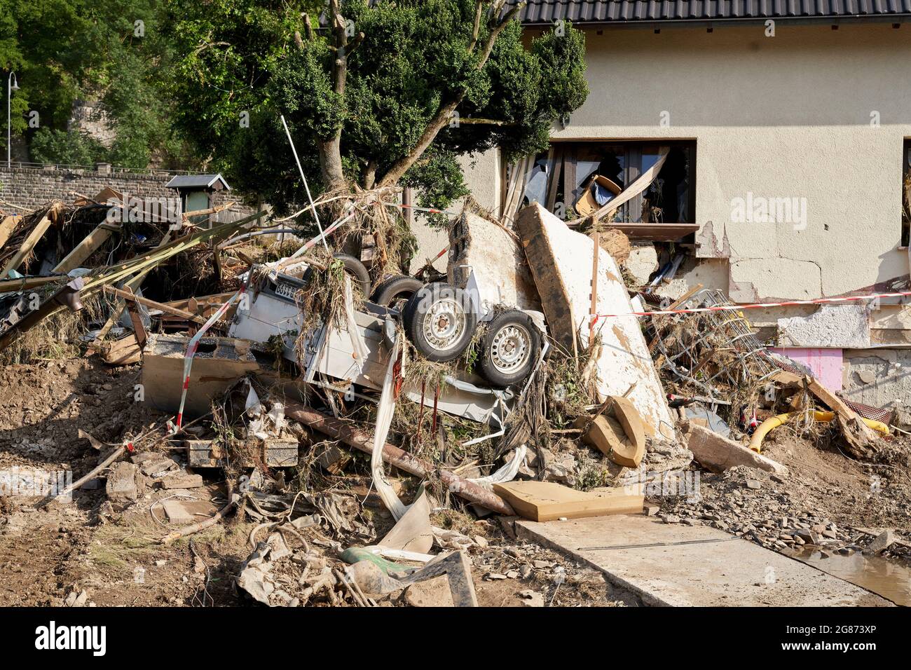 Schuld ahr hi-res stock photography and images - Alamy