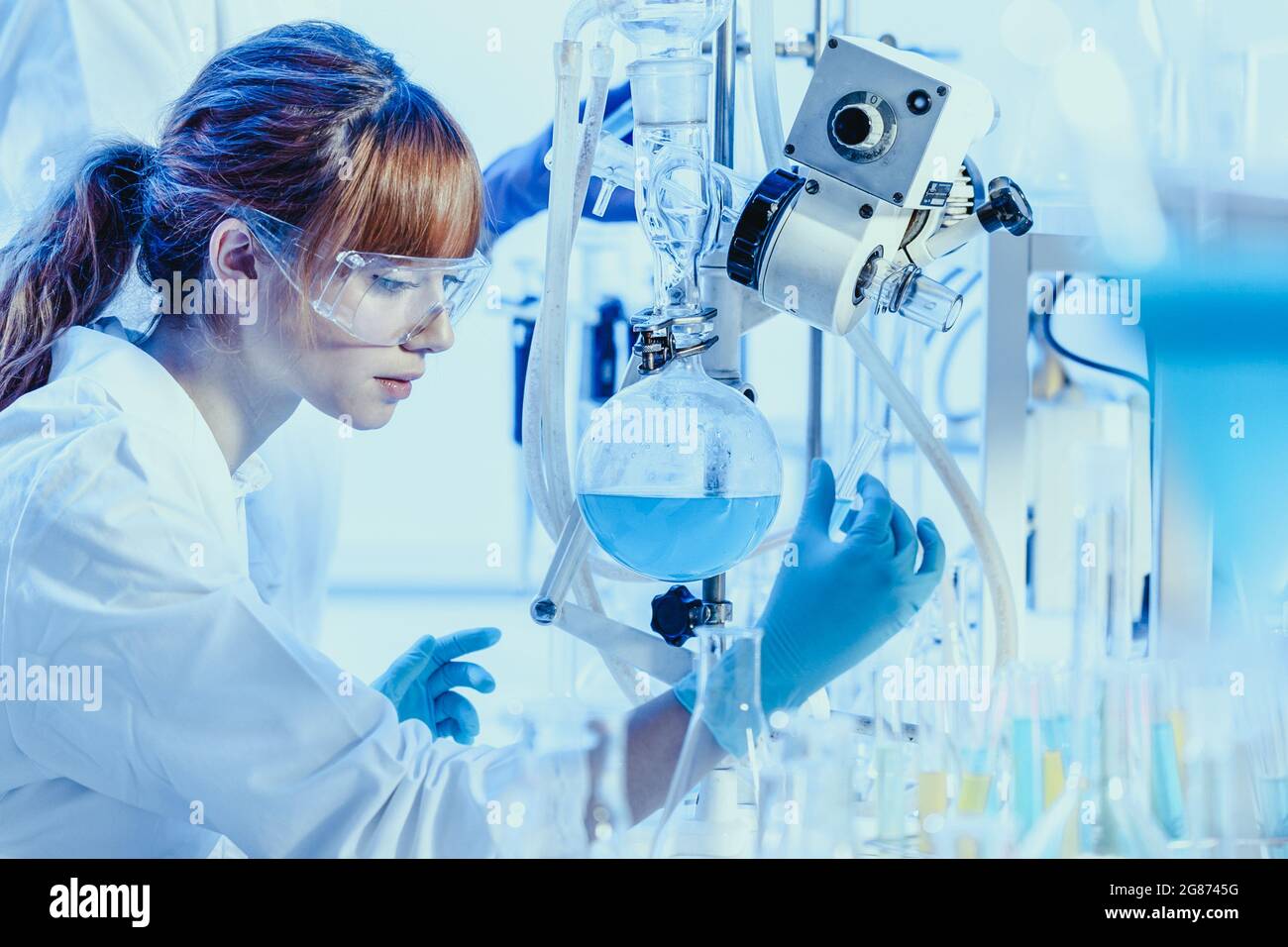Team professional young chemists hi-res stock photography and images - Alamy