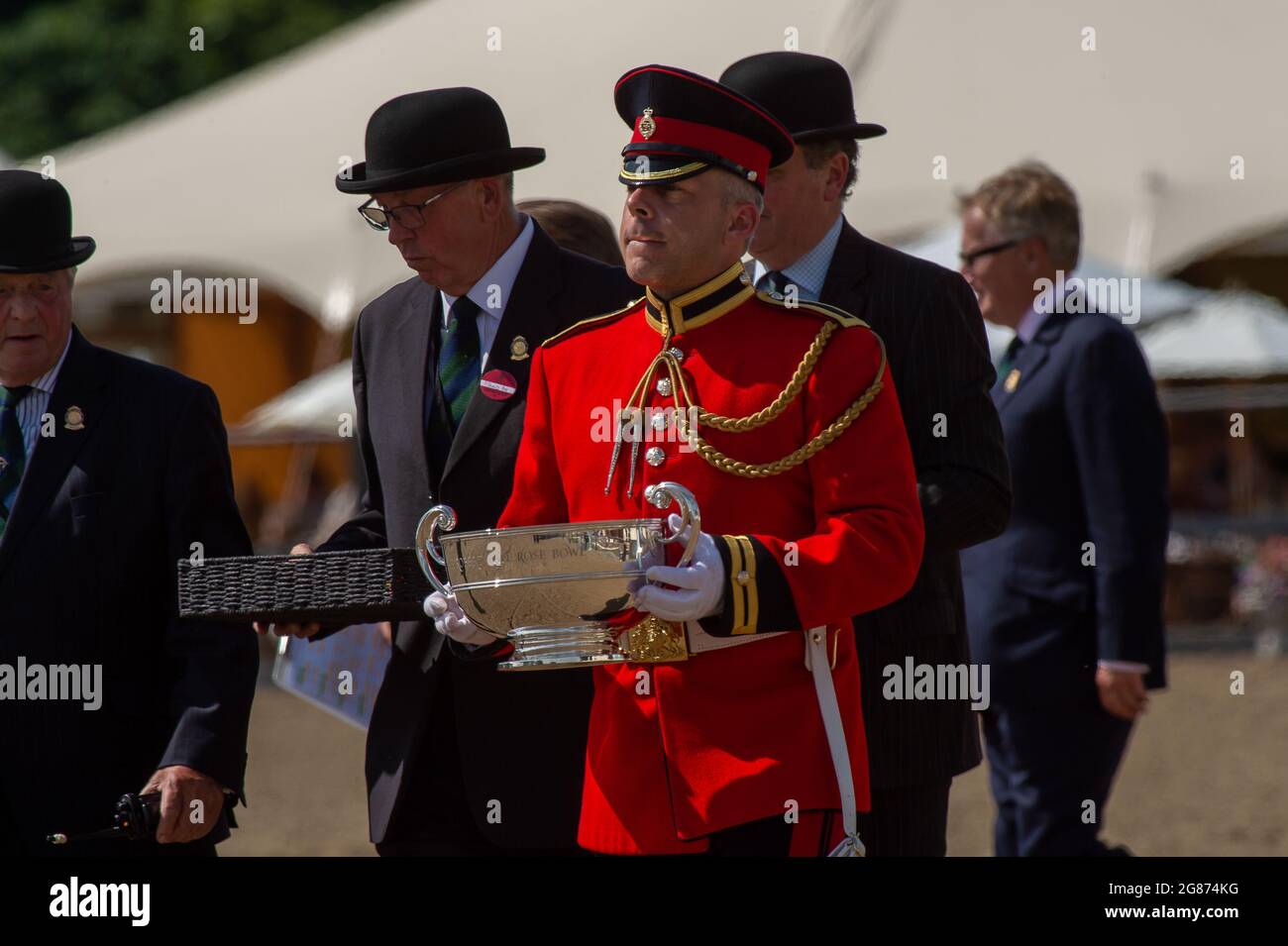 Jack Wetzel Coaching Marathon High Resolution Stock Photography and ...