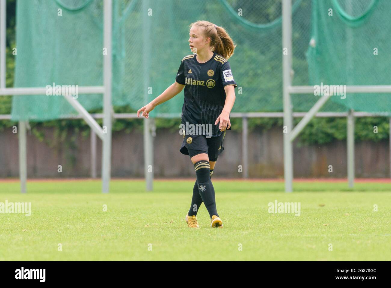 Laura gloning hi-res stock photography and images - Alamy