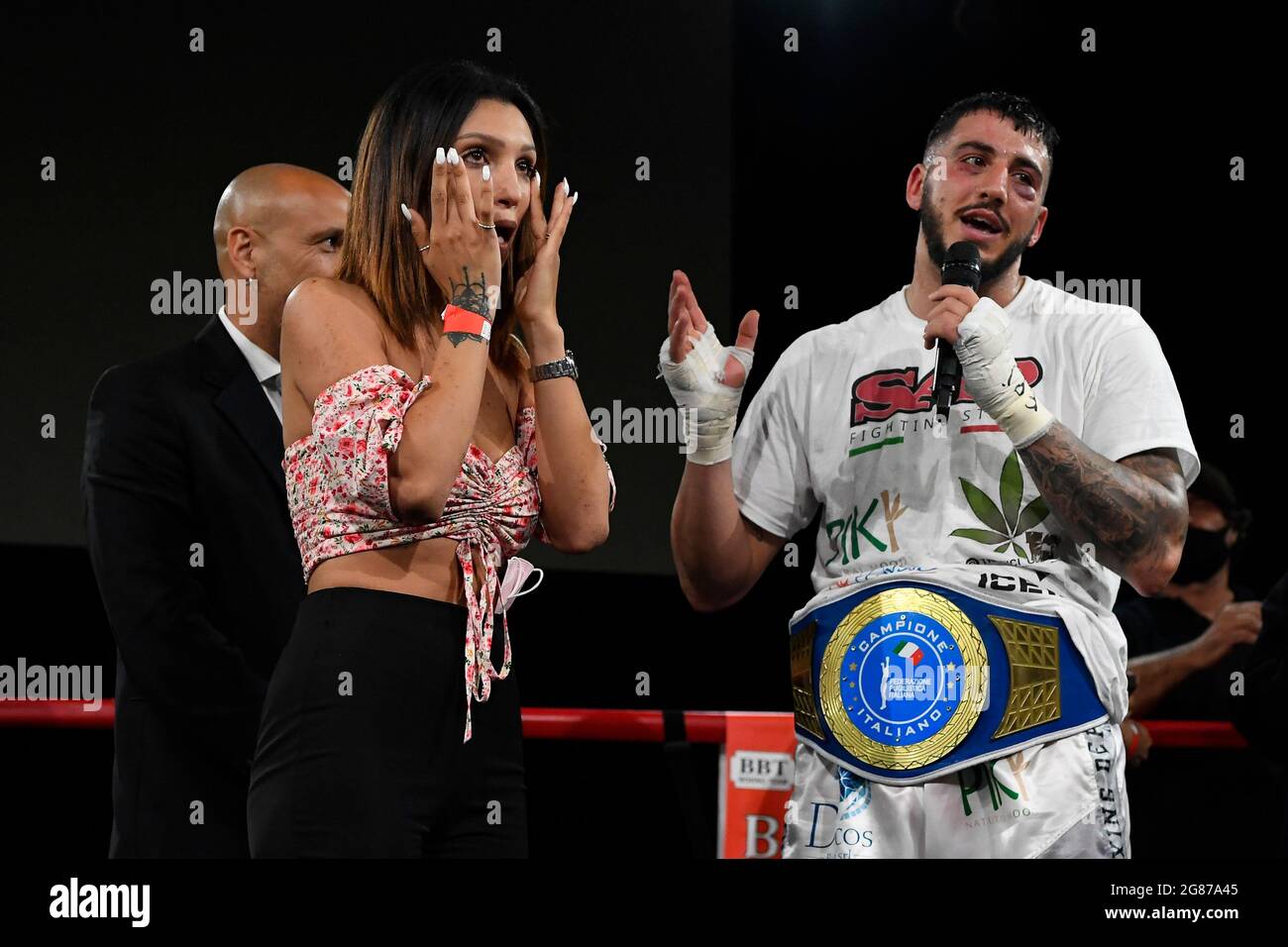 Francesco Versaci vs Mattia Faraoni during the Light Heavyweight ...