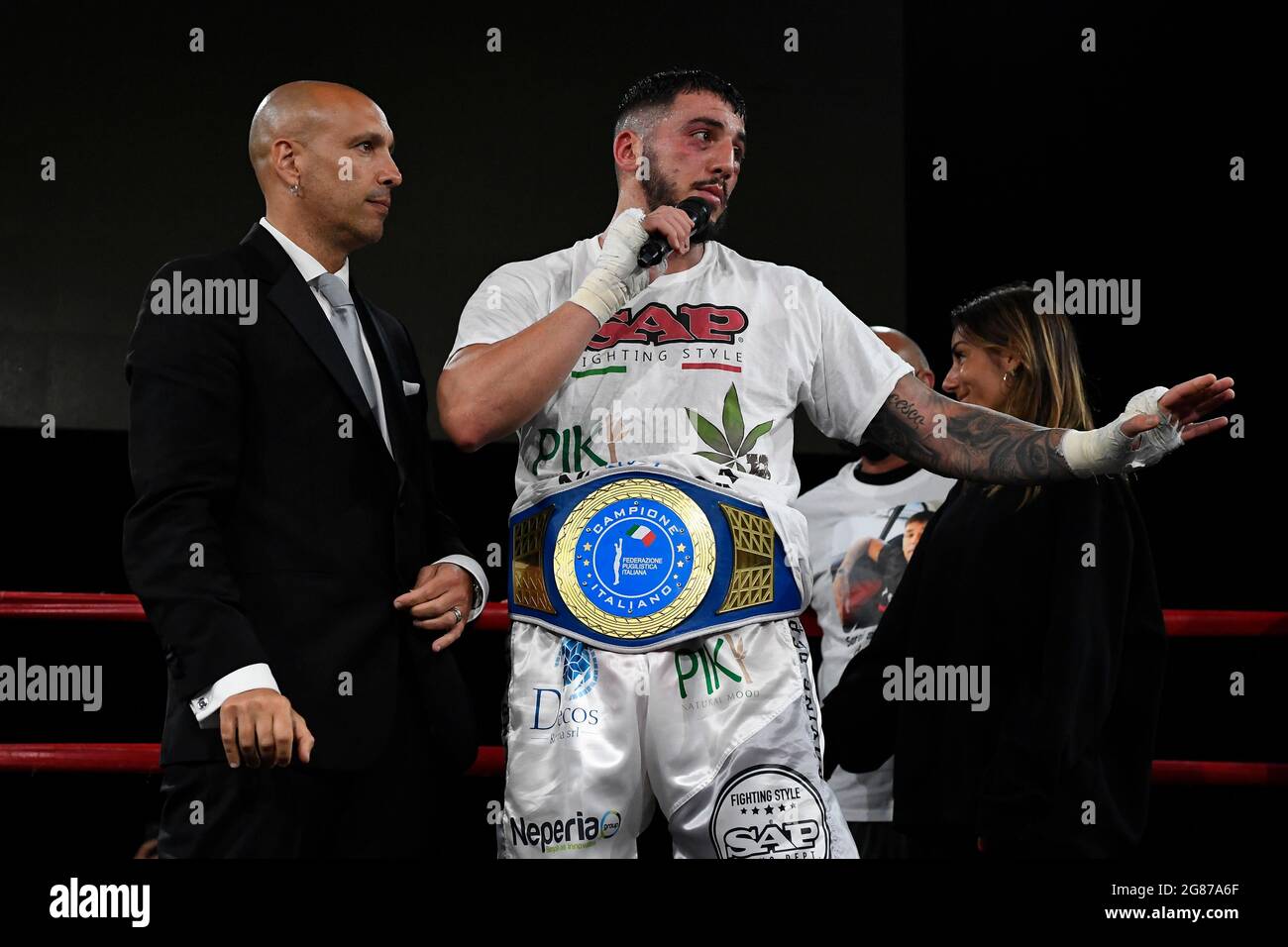 Francesco Versaci vs Mattia Faraoni during the Light Heavyweight ...