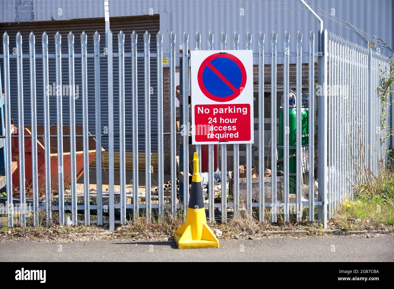 Fire exit keep clear sign on construction building site door Stock ...