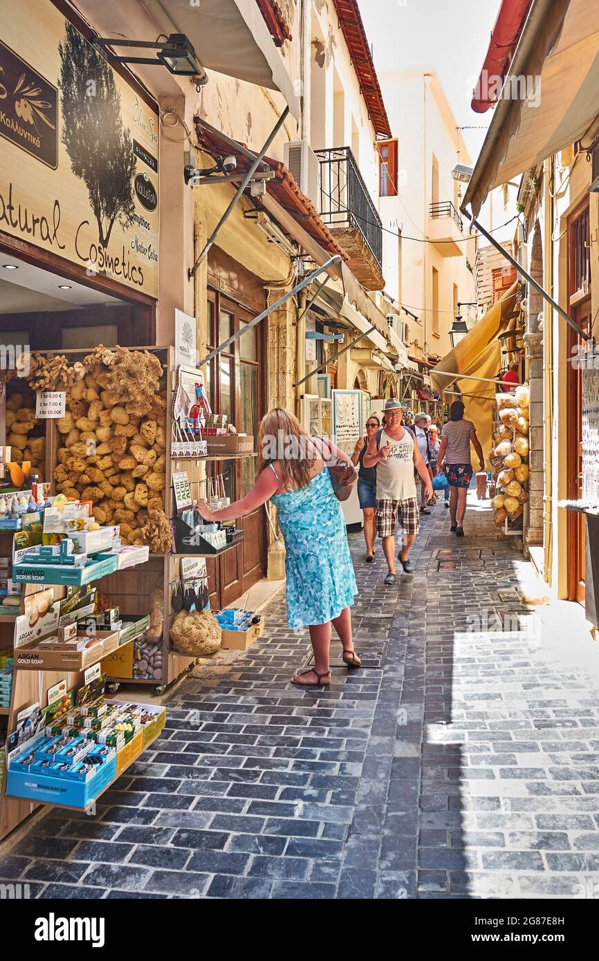 Shopping in crete greece hi-res stock photography and images - Alamy