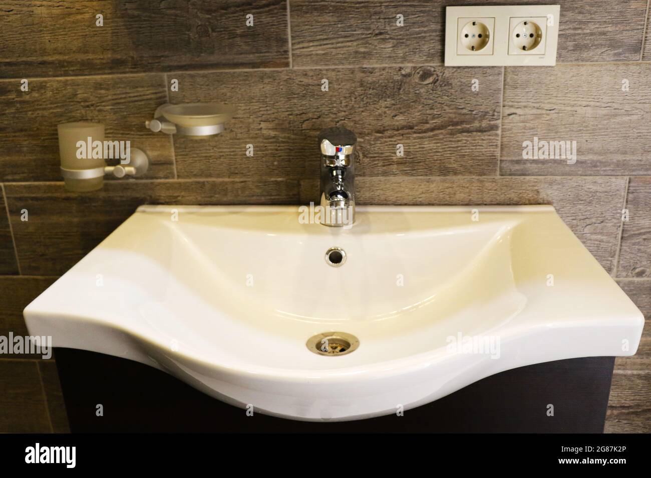 Water drawers hi-res stock photography and images - Alamy