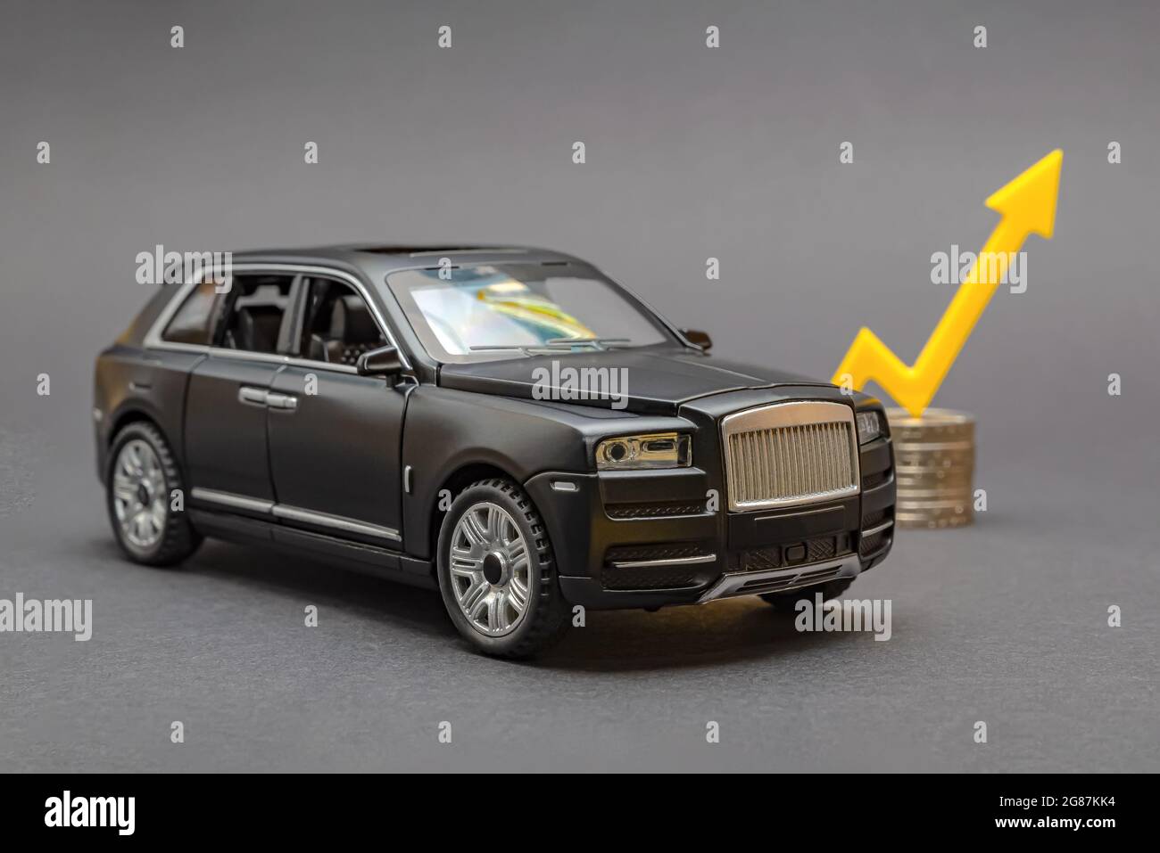 Rising prices arrow hi-res stock photography and images - Alamy