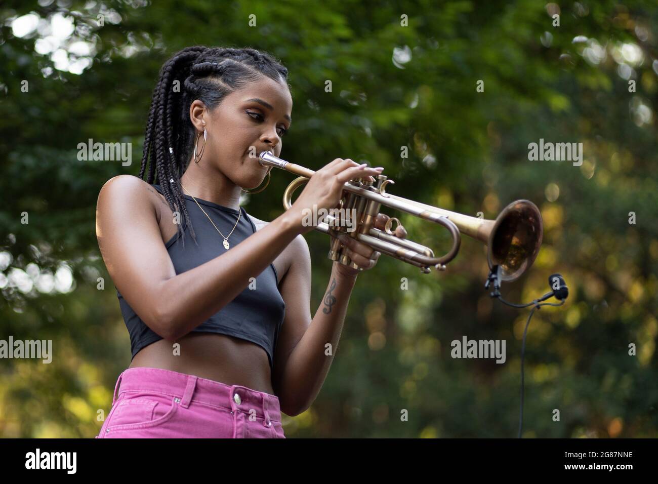 Portuguese musician Jessica Pina Trio performs Jazz in Palacio Real ...