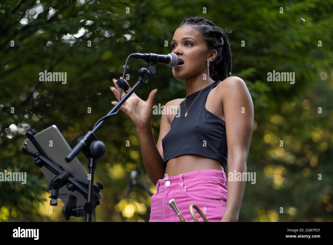 Palacio real 2021 hi-res stock photography and images - Alamy