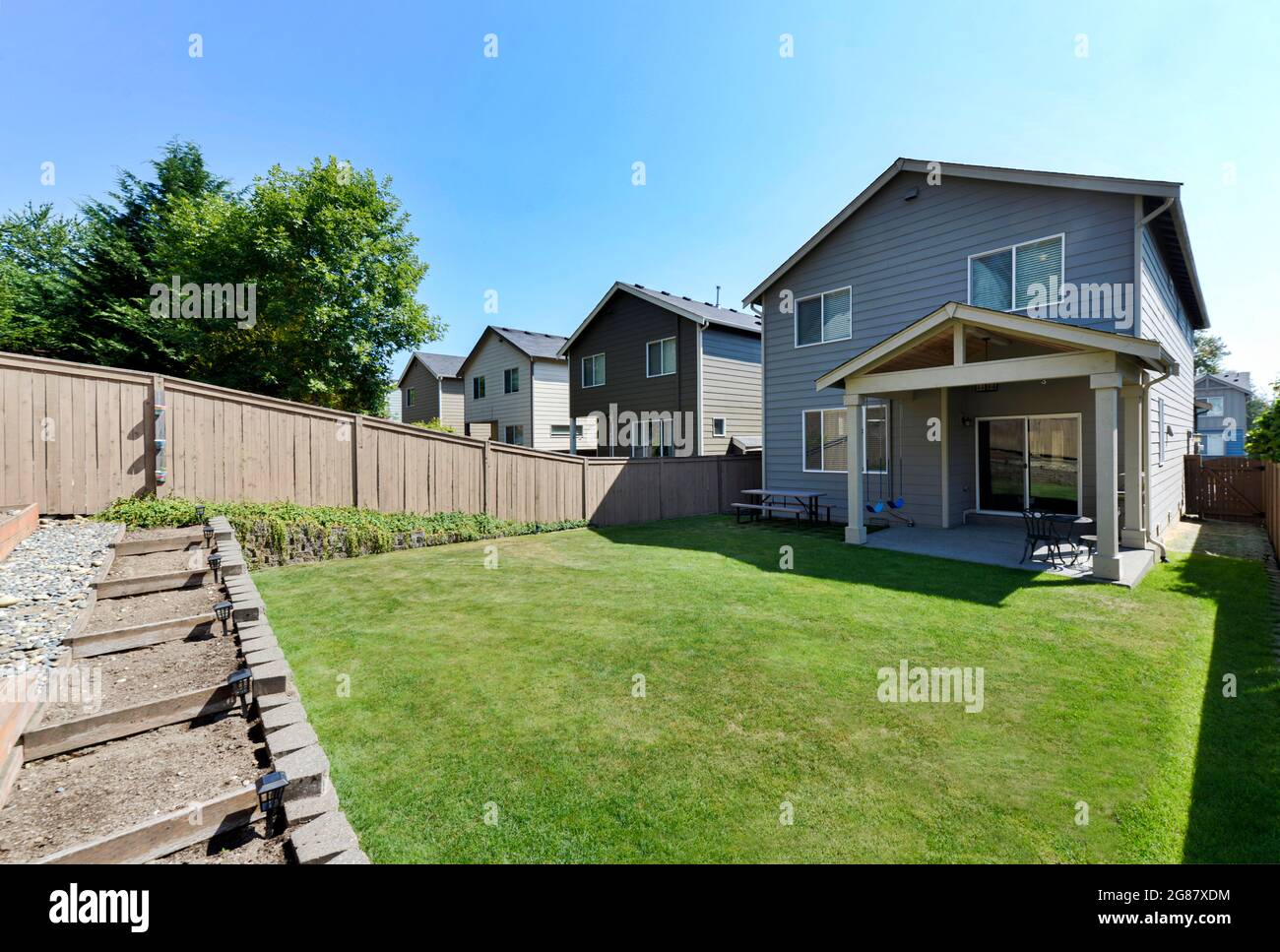 Back exterior hi-res stock photography and images - Alamy