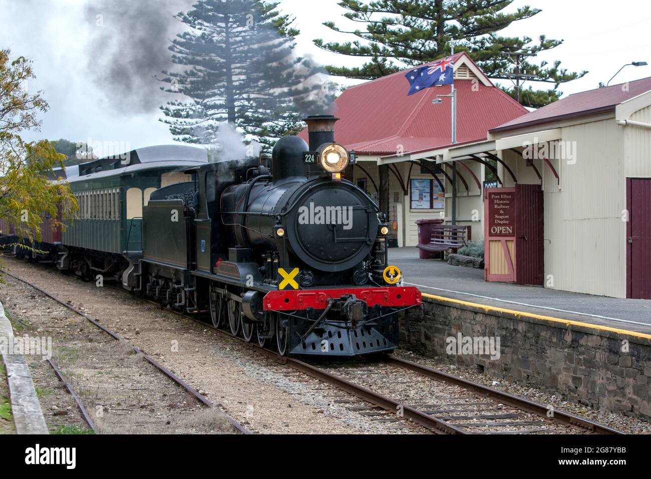 The Cockle Train driven by RX 224, a 1915 built steam locomotive ...