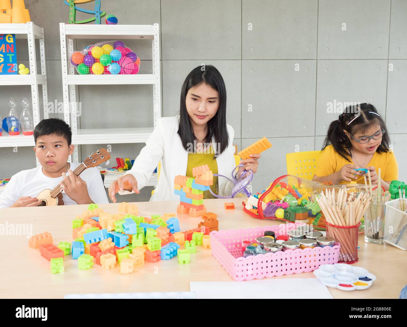 Children wheelchair classroom hi-res stock photography and images - Alamy