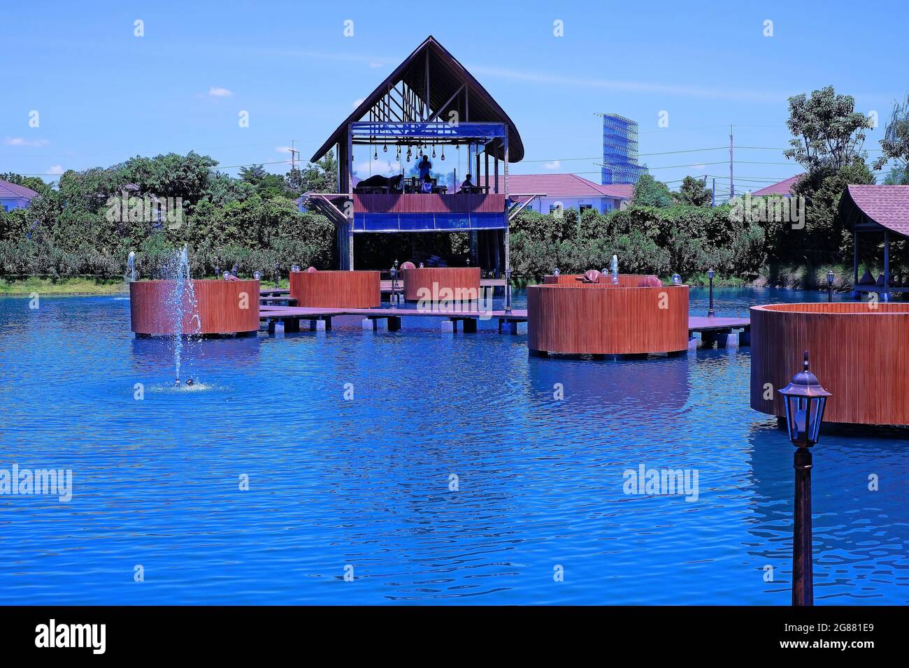 Two storey pavilion hi-res stock photography and images - Alamy