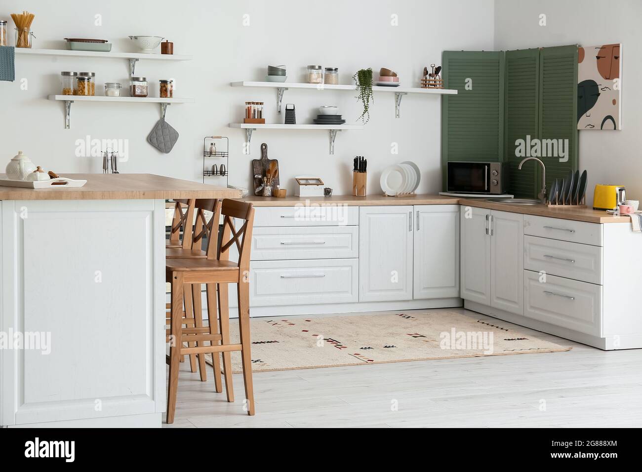 Kitchen room divider hi-res stock photography and images - Alamy
