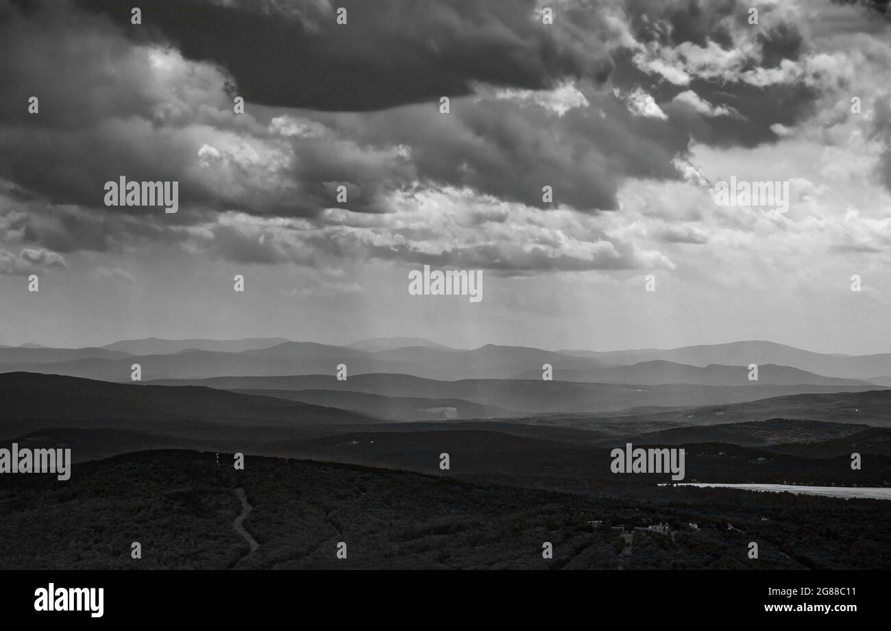 Mount monadnock aerial hi-res stock photography and images - Alamy