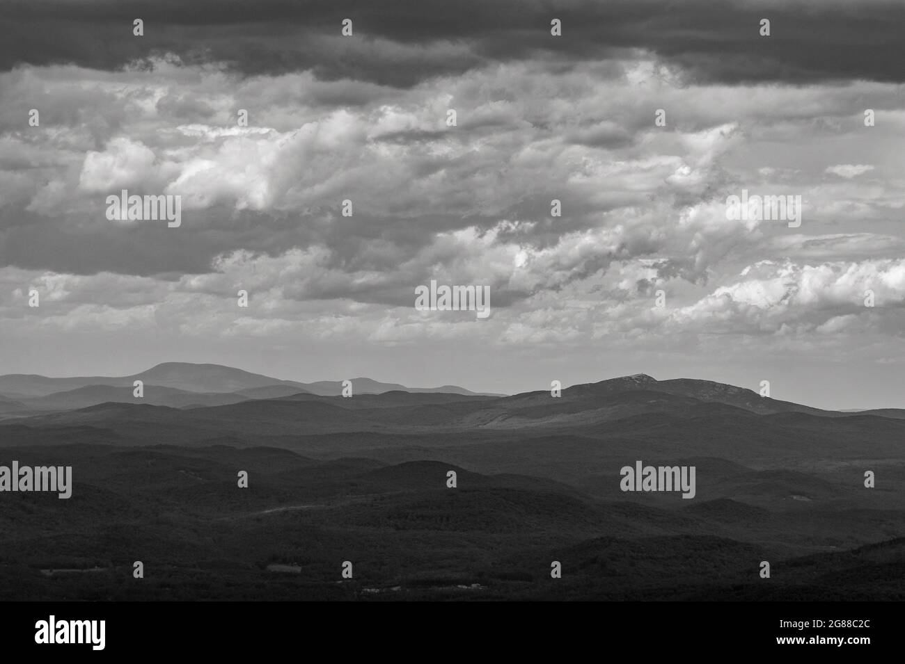 Northern view from Mt. Kearsarge summit toward Cardigan and Smarts ...
