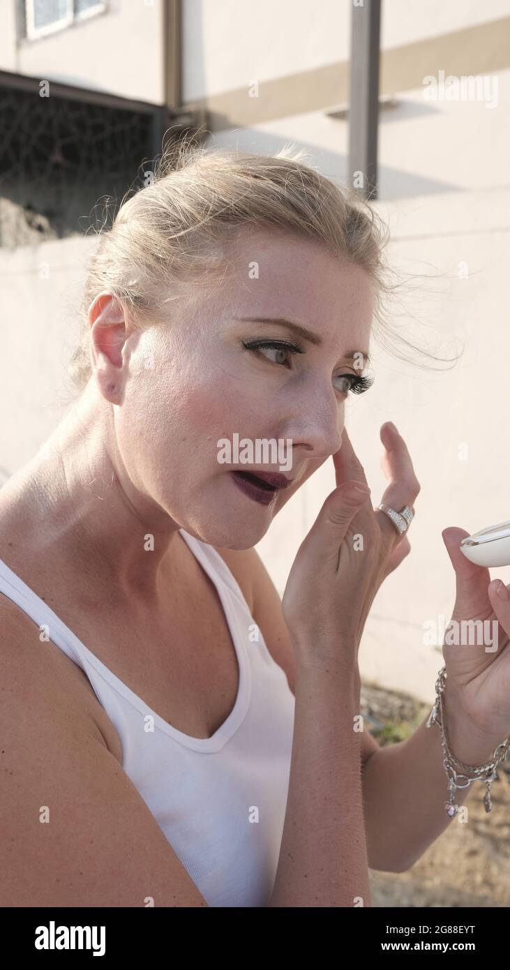 Pale face woman hi-res stock photography and images - Alamy