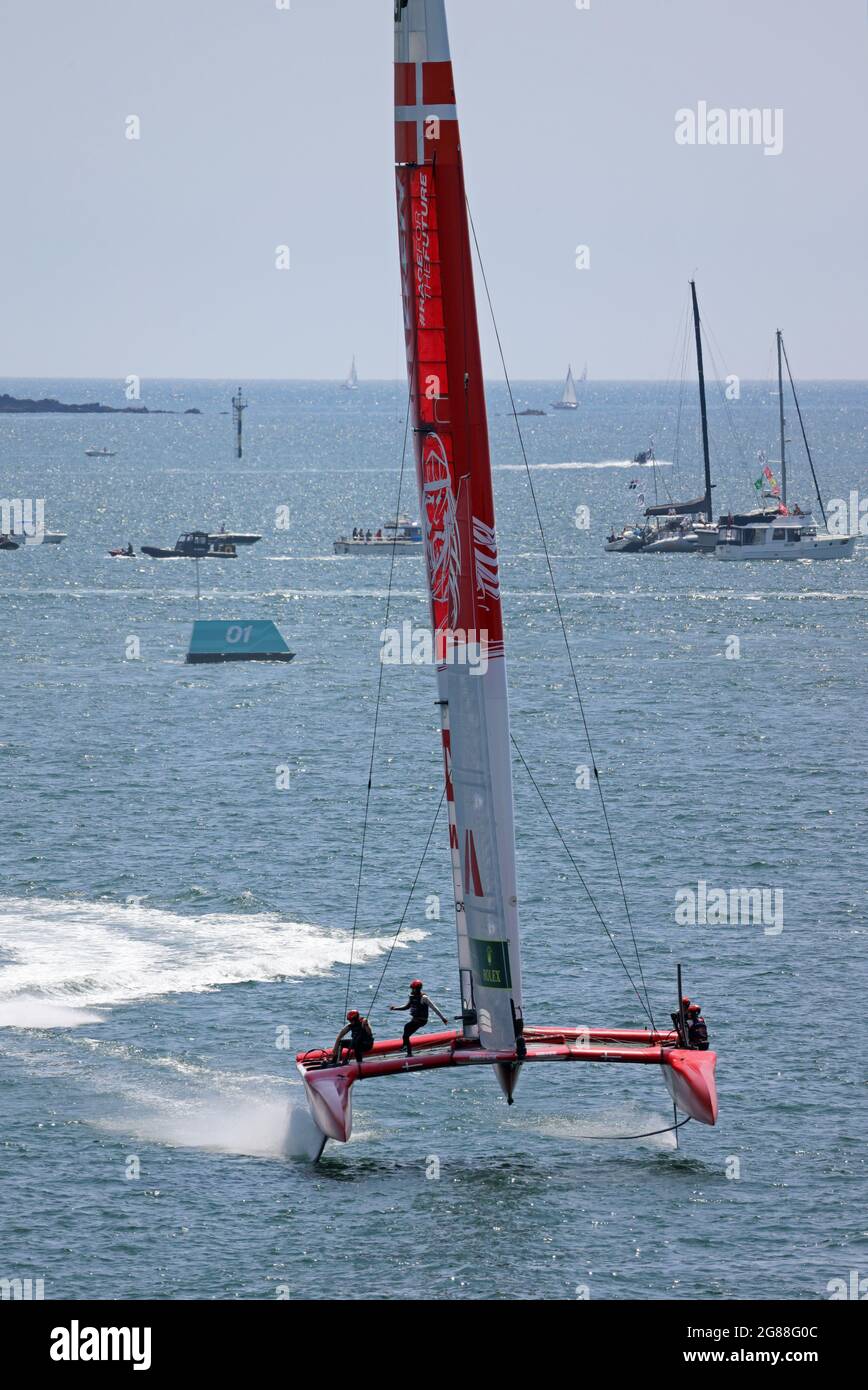 Hydrofoils hi-res stock photography and images - Alamy