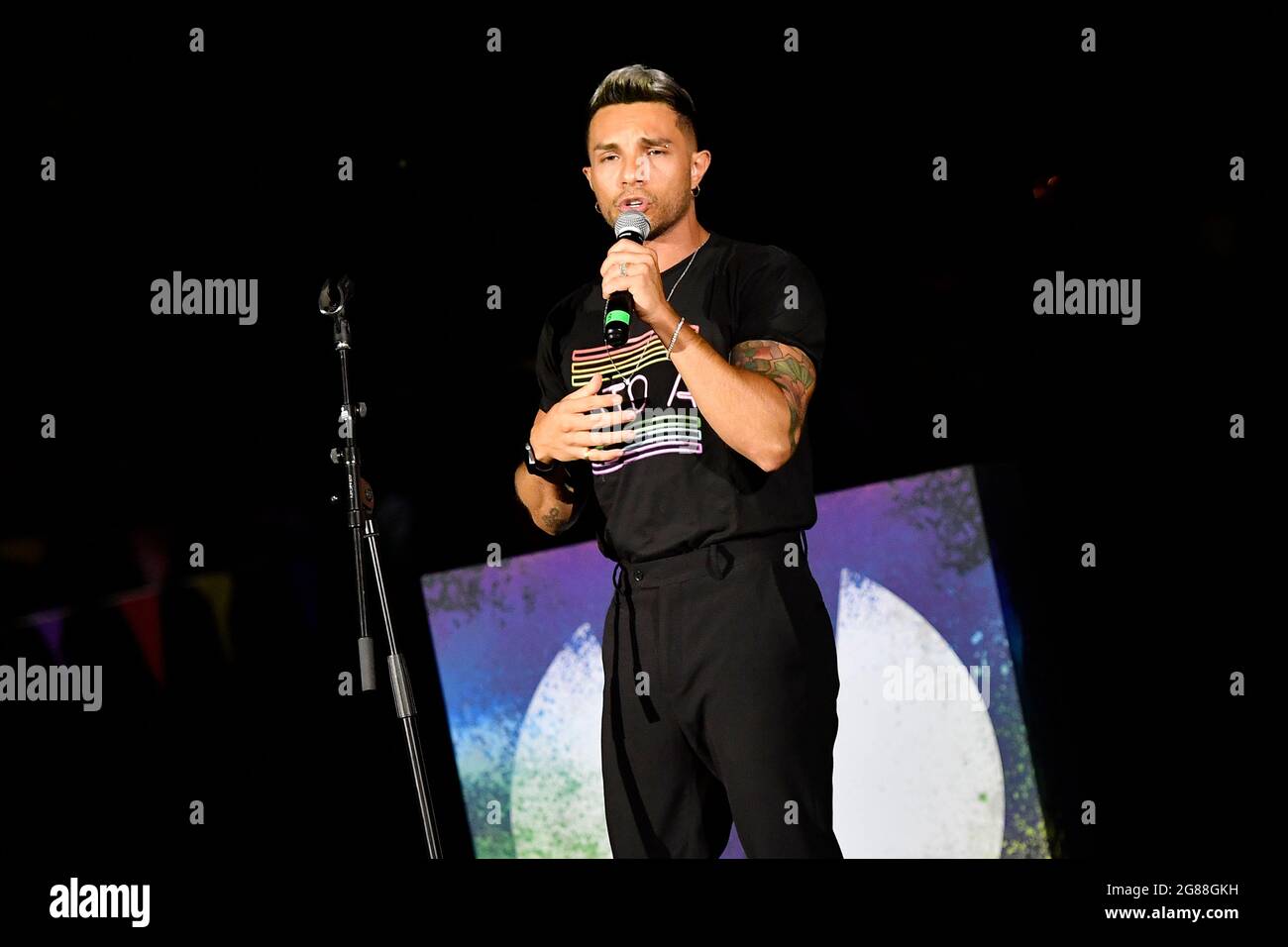 Carta movimento hi-res stock photography and images - Alamy