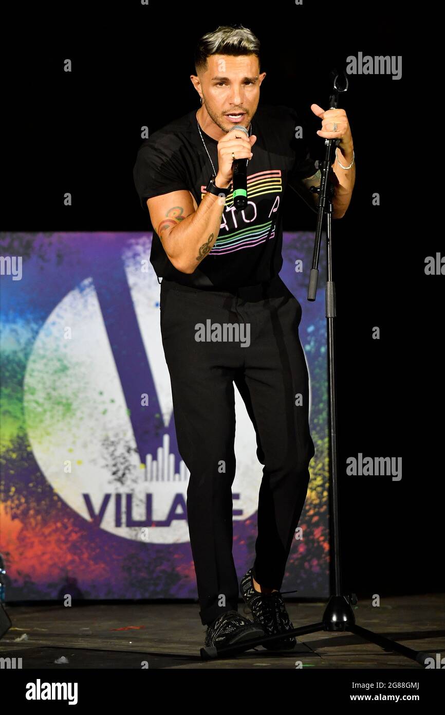 Carta movimento hi-res stock photography and images - Alamy