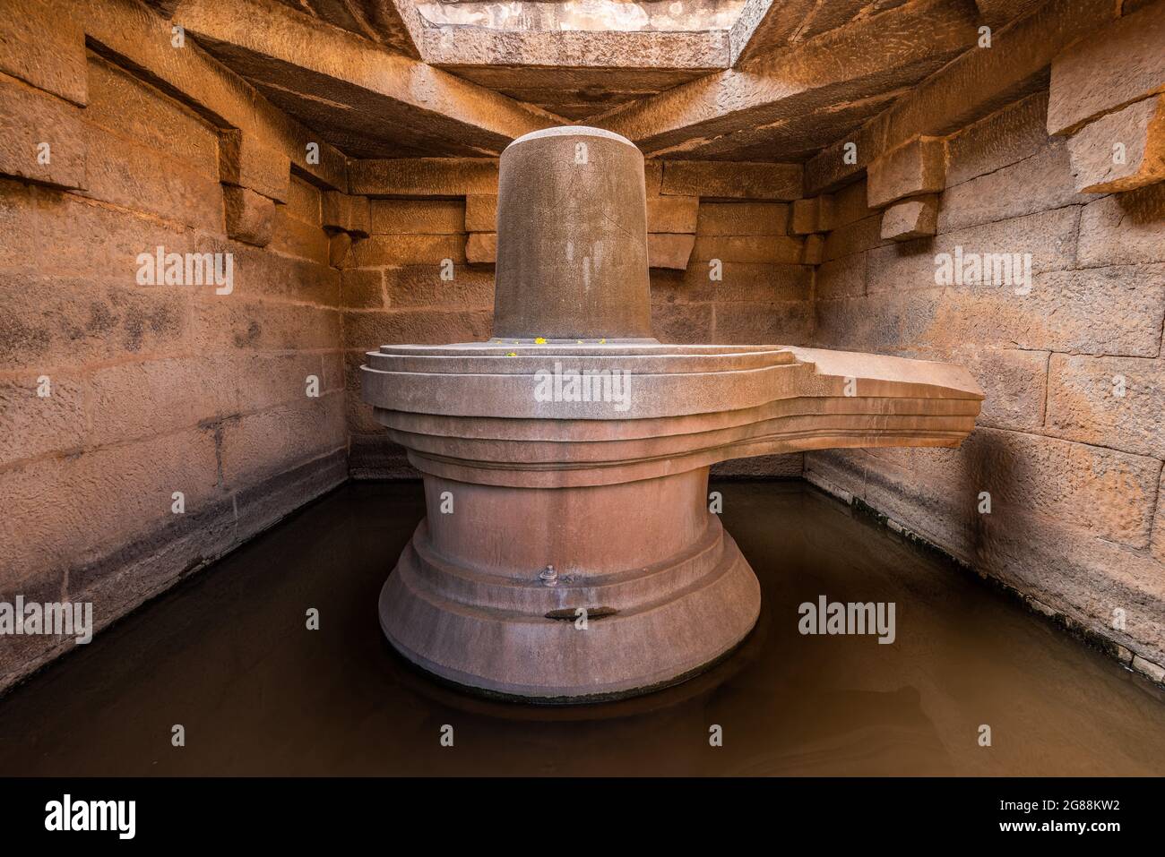 Hampi, Karnataka, India - January 14, 2020 : Shrine for Shiva. The ...