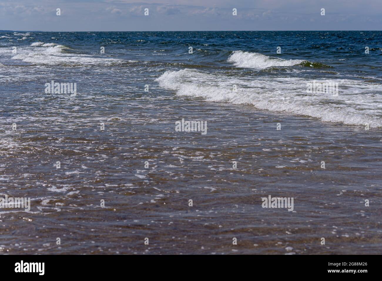 Foaming sea hi-res stock photography and images - Alamy