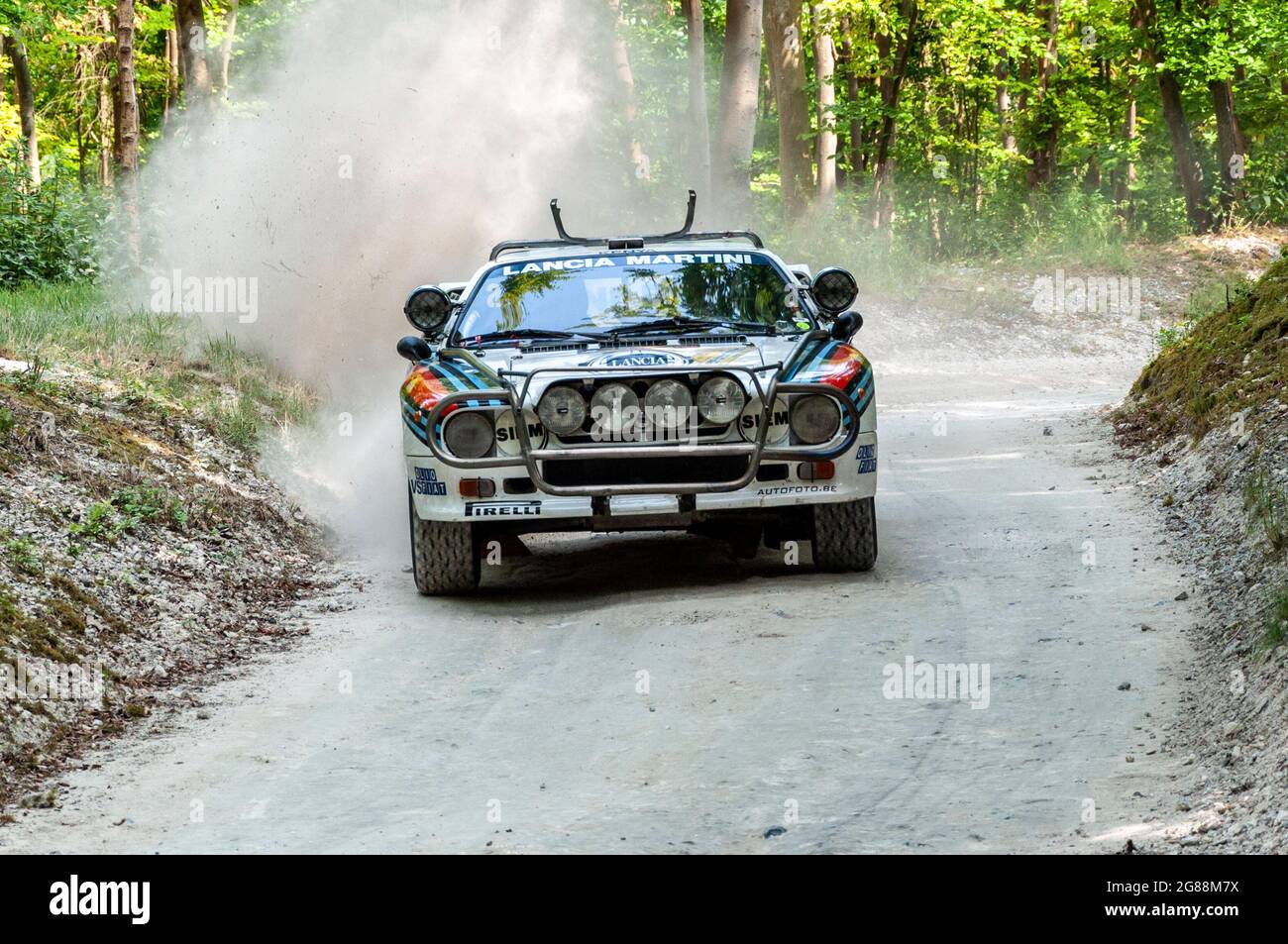 1983 Martini Racing Lancia Rally 037 rally car racing on the rally ...