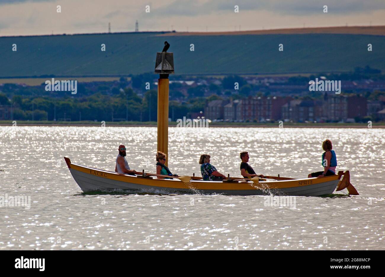 Eastern amateur coastal rowing club hi-res stock photography and images ...