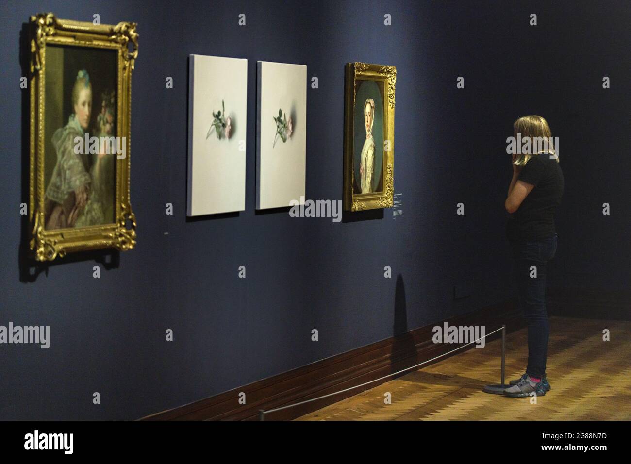 Alison watt exhibition hi-res stock photography and images - Alamy