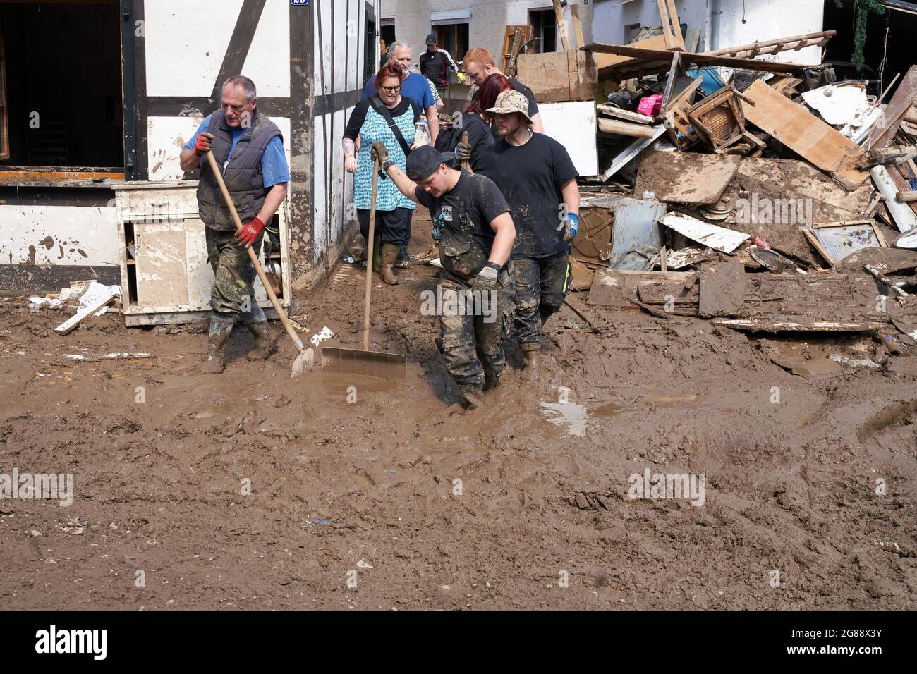 Schuld, Germany. 18th July, 2021. In the small village of Schuld in the ...