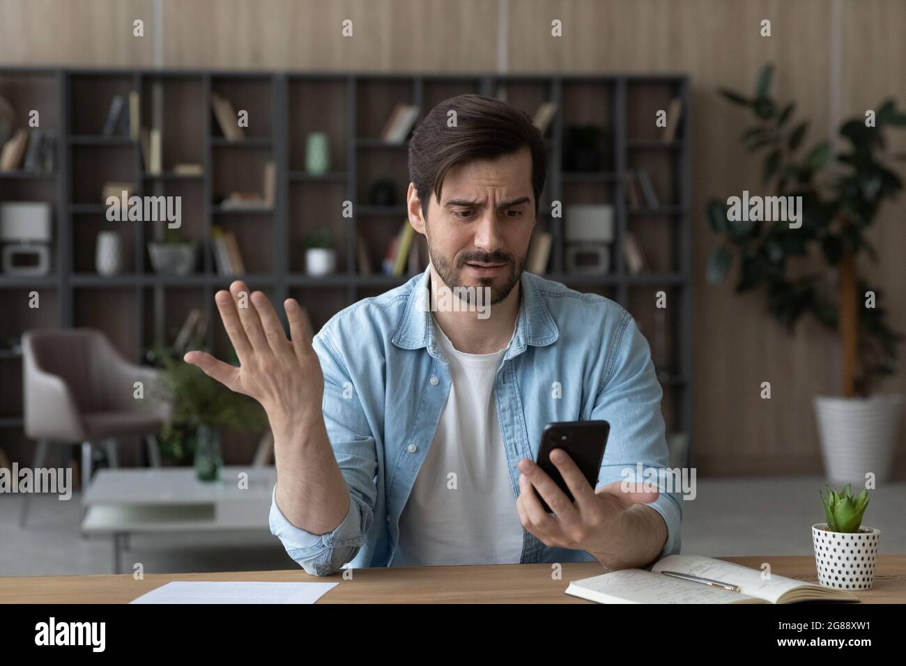 Telephone work hi-res stock photography and images - Alamy