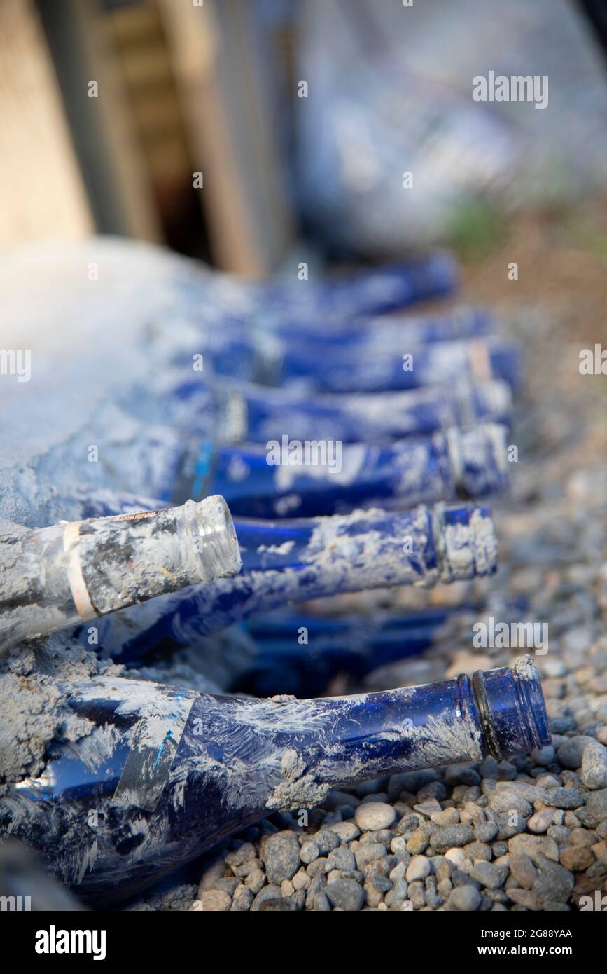 Pebbles construction hi-res stock photography and images - Alamy