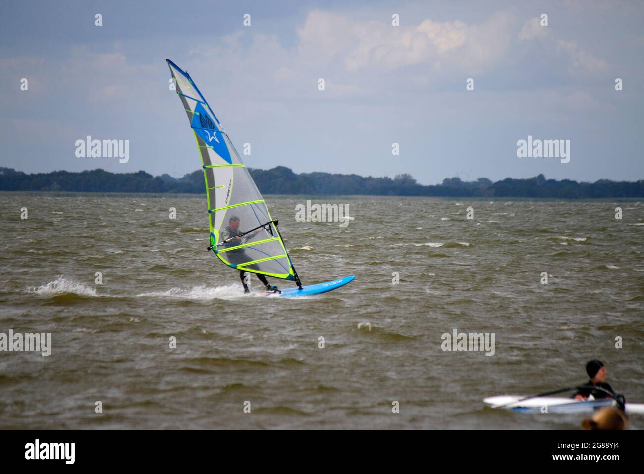 Impressionen: Windsurfer, Achterwasser, Usedom (nur fuer redaktionelle ...