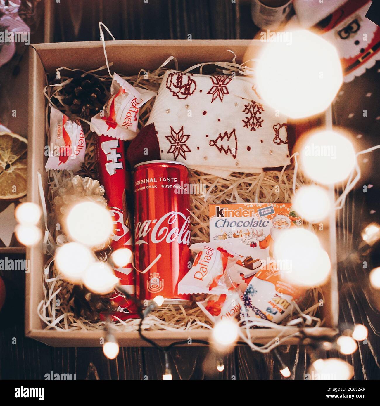 Kitkat advertising hi-res stock photography and images - Alamy