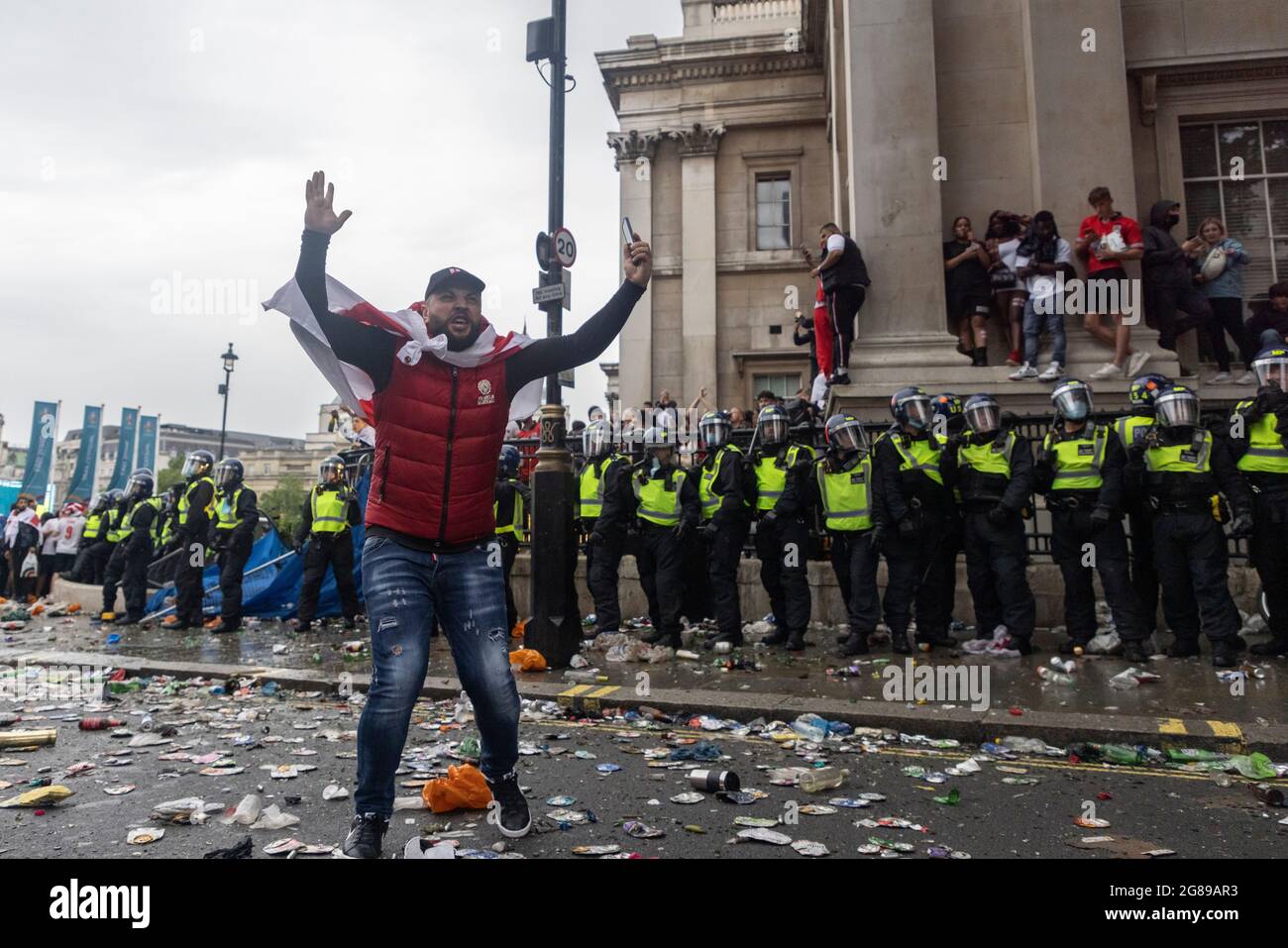 Riot police clash with fans during the England vs Italy Euro 2020 final ...