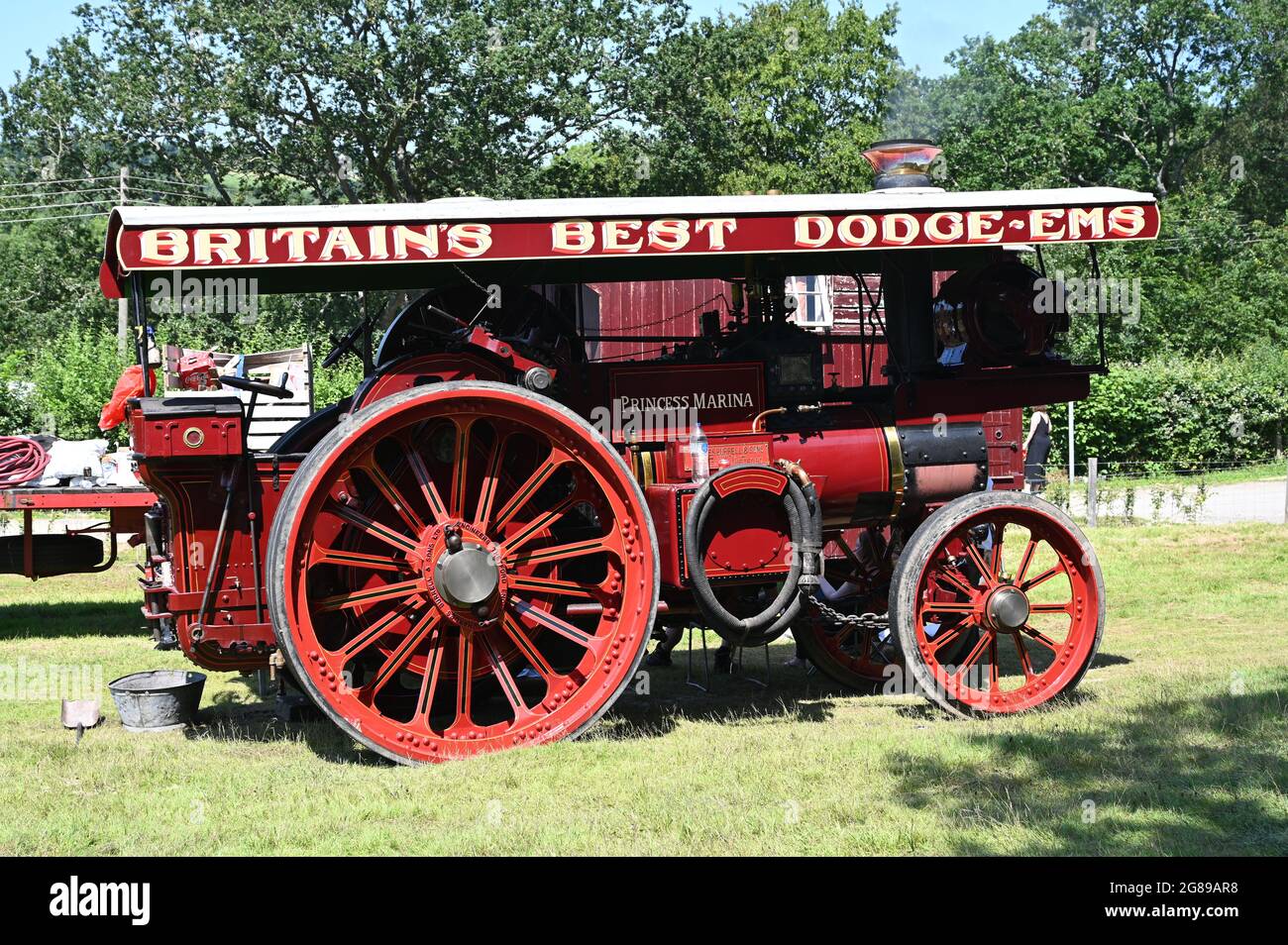Victorian farm wheels hi-res stock photography and images - Alamy