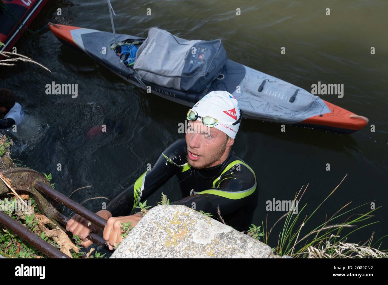 FRANCE TABLOIDS OUT - After 650 km swimming, Arthur Germain arrives in ...