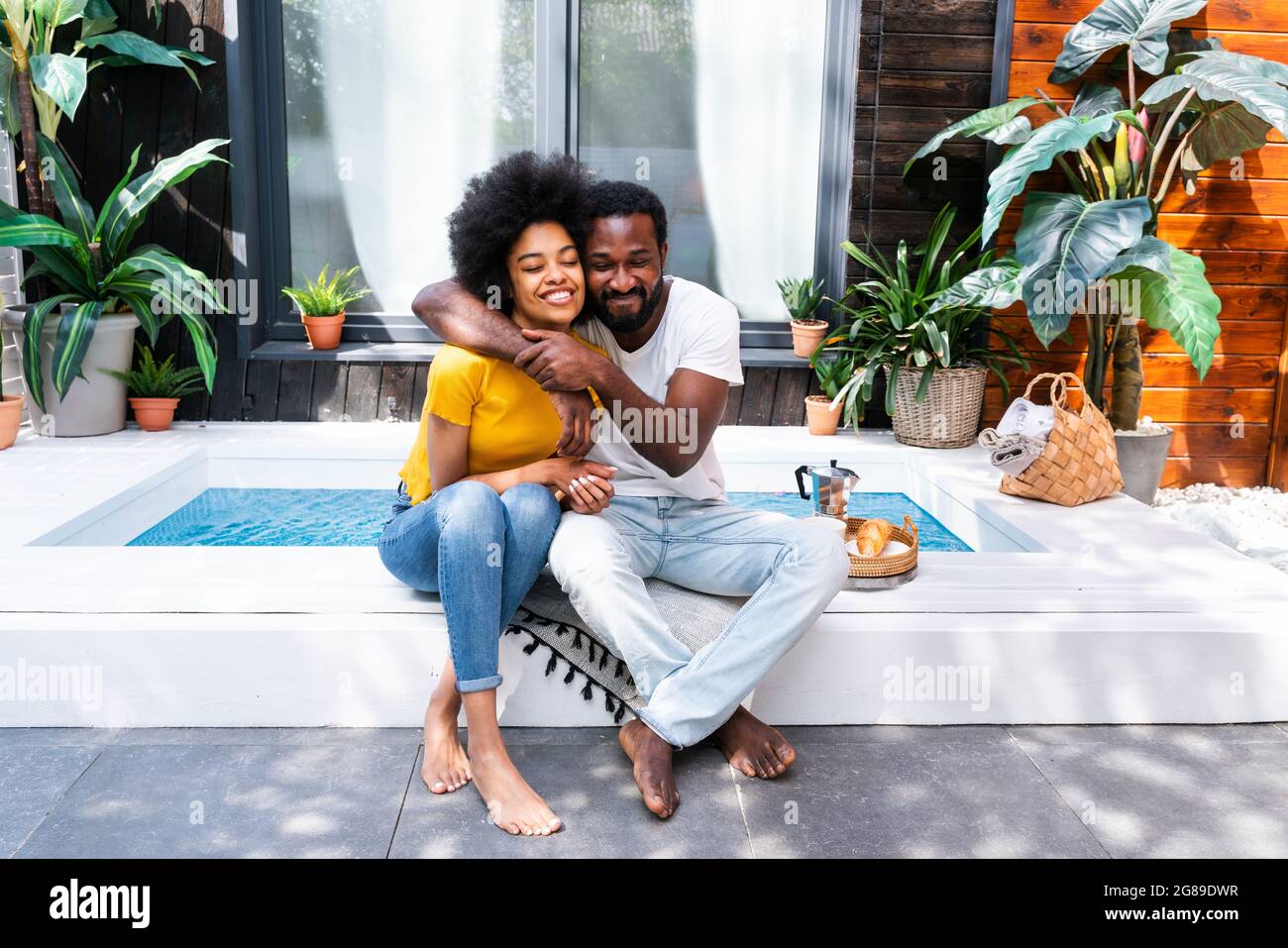 Moving into adulthood hi-res stock photography and images - Alamy