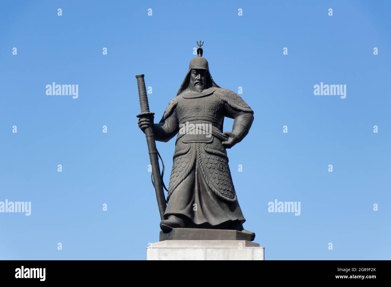 Seoul, South Korea-Nov 4, 2018 : Statue of Admiral Yi Sun-Sin, Korean ...