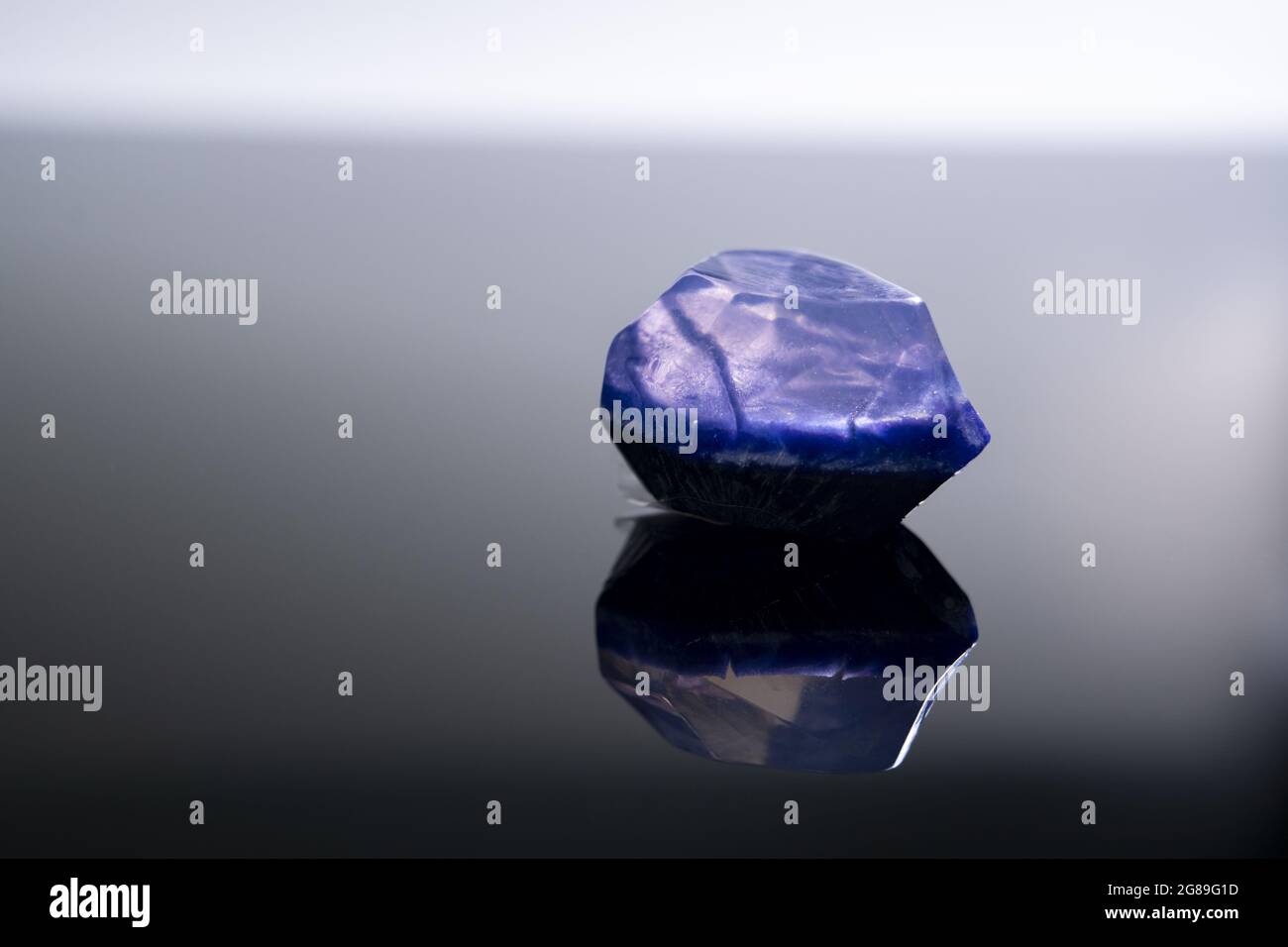 Dark blue stone backgroun hi-res stock photography and images - Alamy
