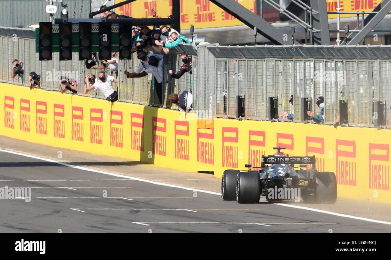 Lewis hamilton mercedes finish line hi-res stock photography and images ...