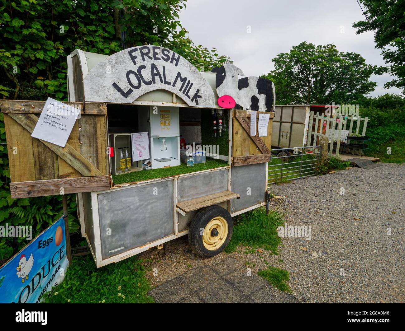 Livestock truck hi-res stock photography and images - Alamy