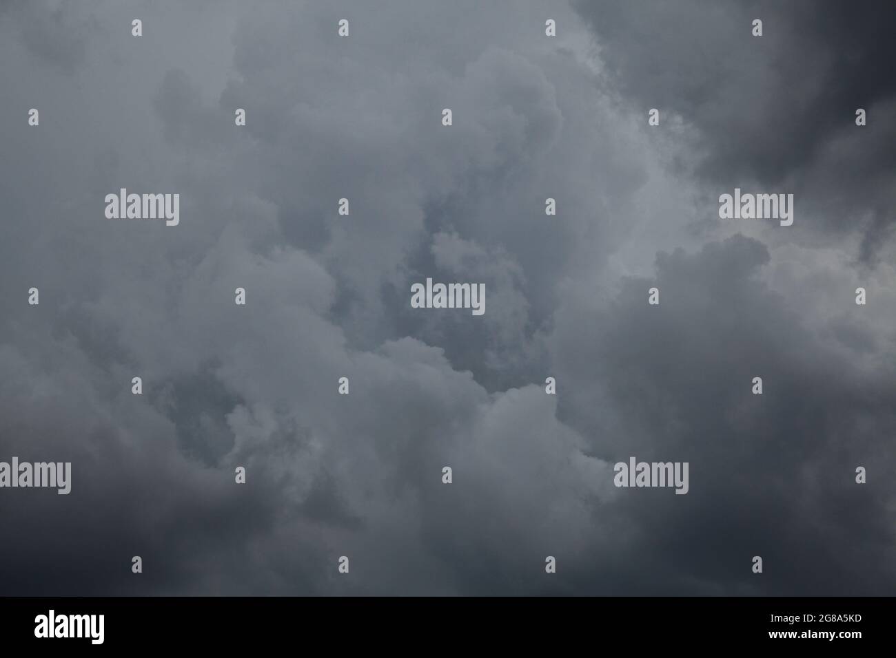 Rain clouds, texture, background. Gray sky and bad weather in spring ...