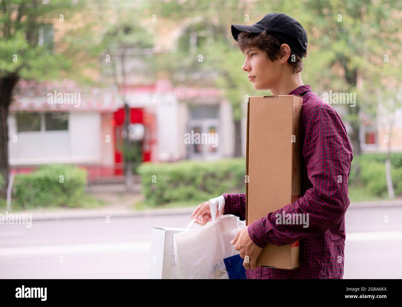 Waiting for a client hi-res stock photography and images - Alamy