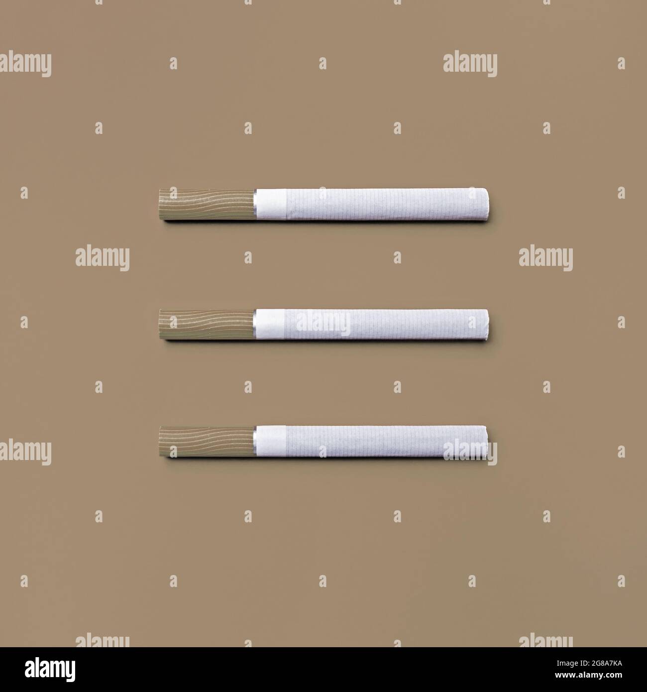 Three people smoking cigarettes hi-res stock photography and images - Alamy