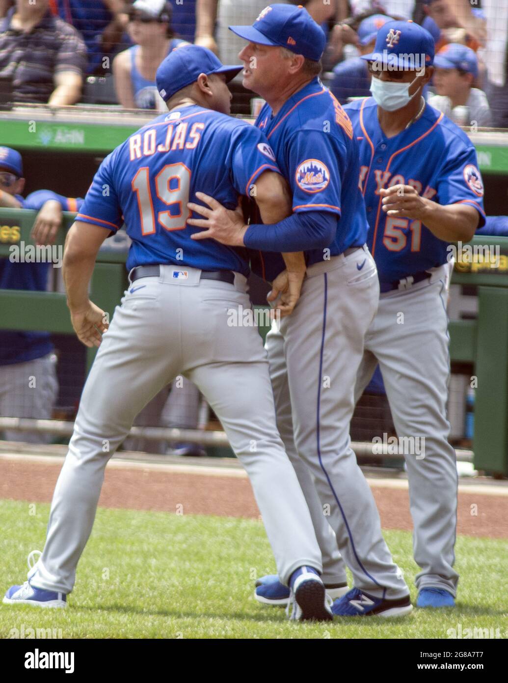 Hp umpire hi-res stock photography and images - Alamy