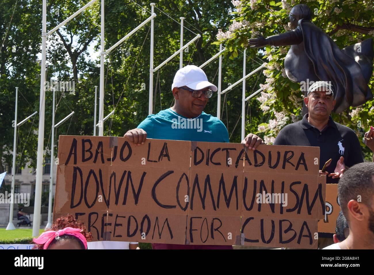 Cuban protesting hi-res stock photography and images - Alamy